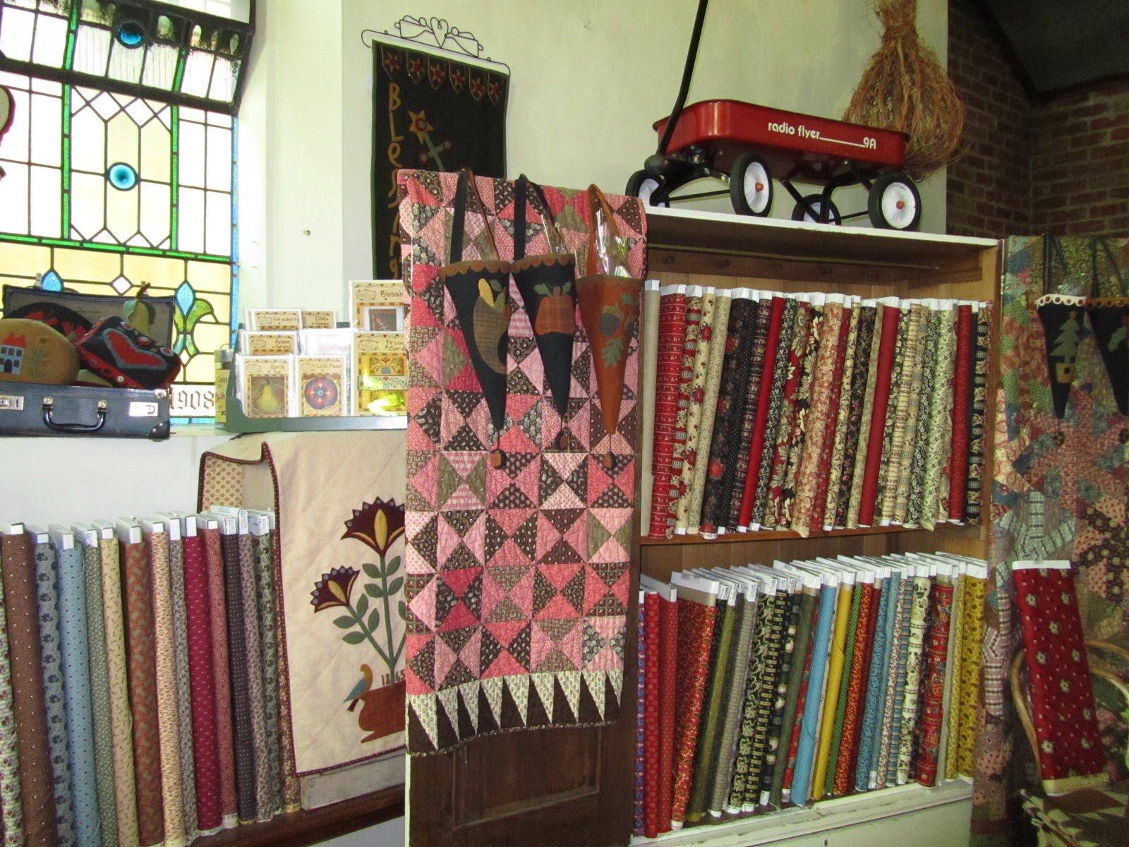 Quilts In The Barn: The Quilted Crow