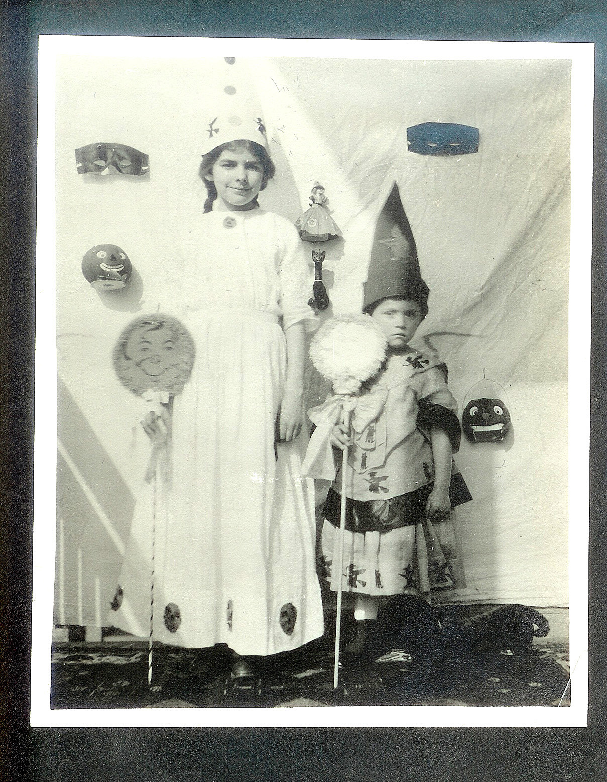 Turnips and Toile: Halloween 1919 style