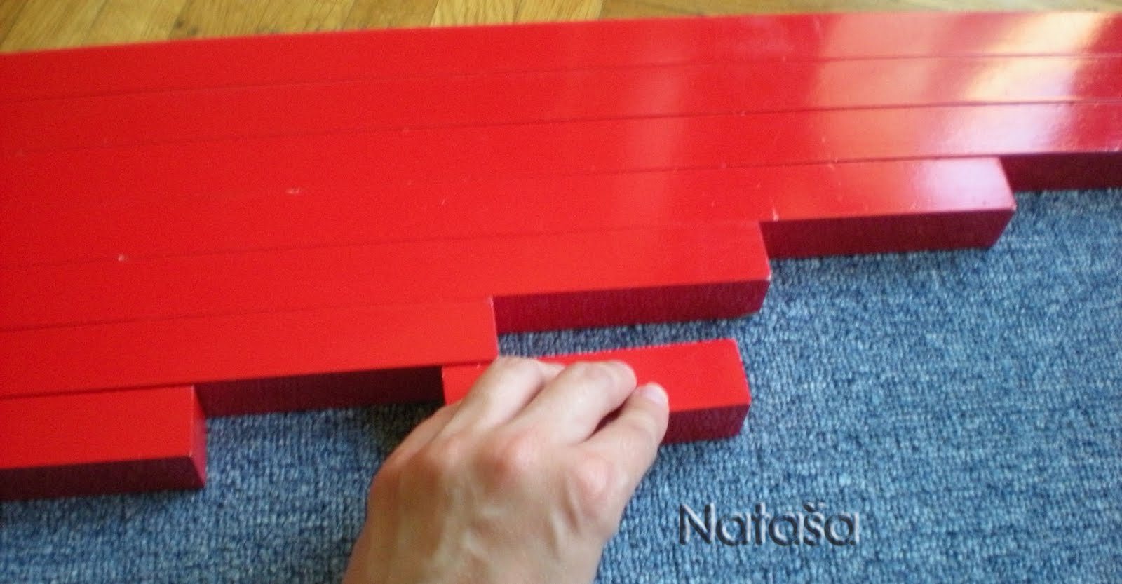 Leptir - Montessori blog: Crvene gredice / The Red Rods