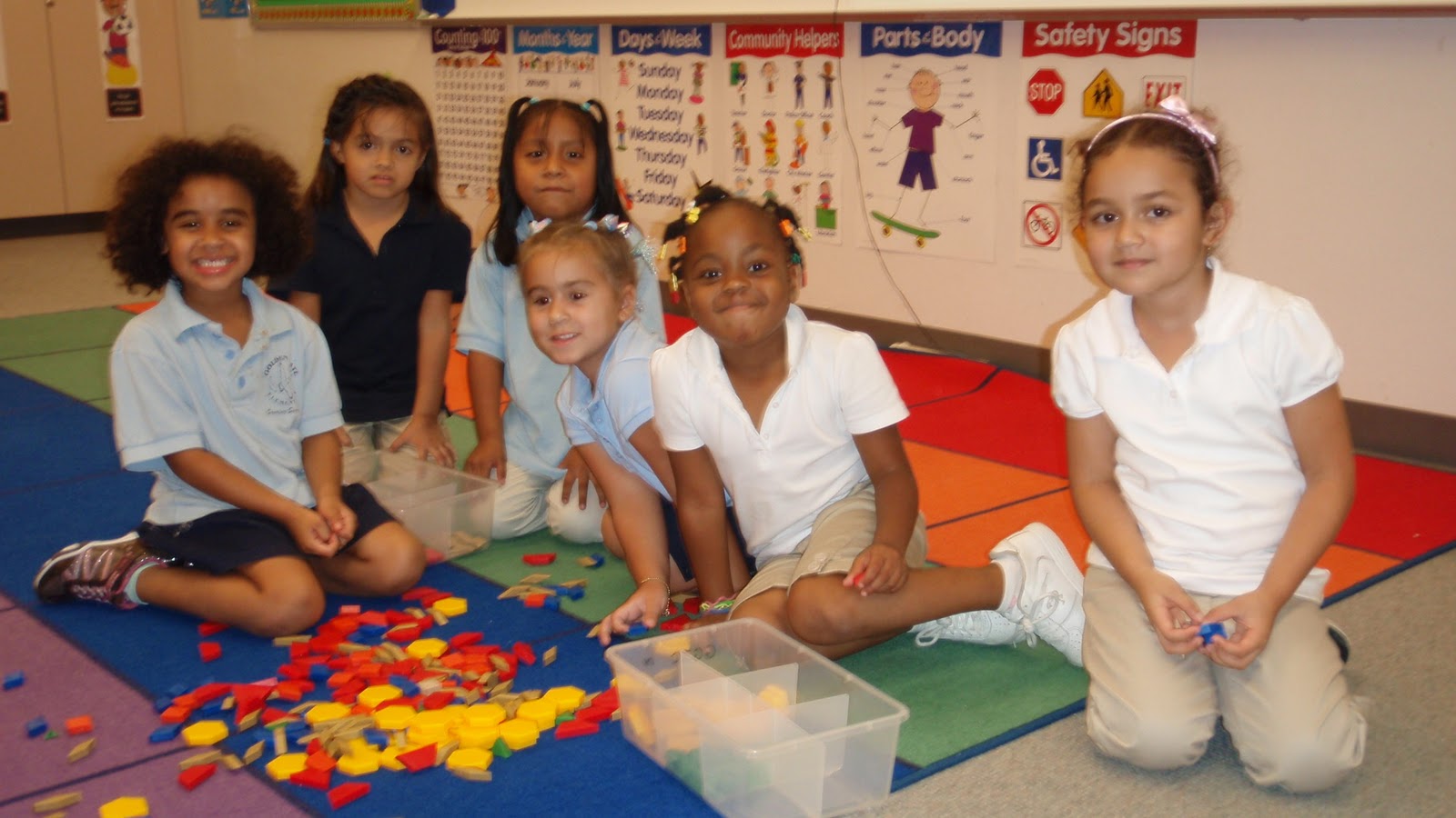 Mrs. Rogers Kindergarden Class: First week of school... with four more ...