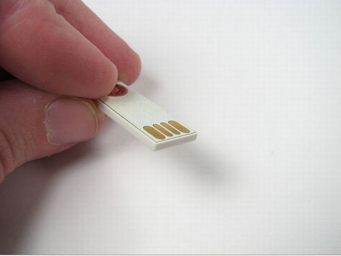 My Funny: How to Create Weird USB-Stick | Pictures