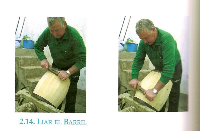 Mi pueblo: Dalías: LA CONSTRUCCIÓN DE LOS BARRILES