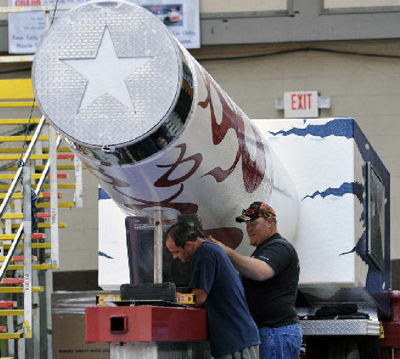 THE BALLOON MAN: IREM SHRINE CIRCUS--WILKES BARRE, PA