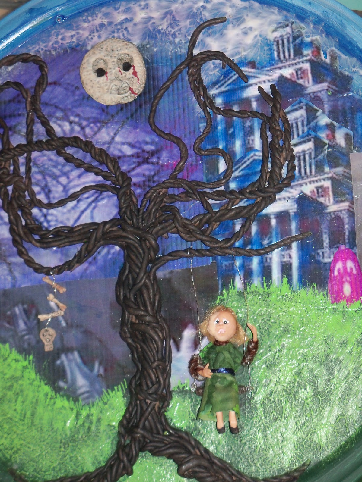 Creepy Orphan Society: Creepy orphan tree