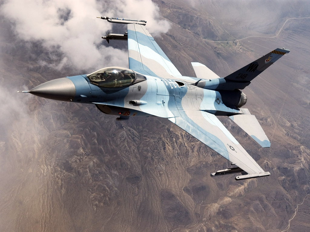 Angelo's Lounge: F-16 Fighthing Falcon : Burung tempur paling laris ...
