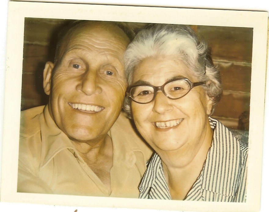 Regan Stone's Instagram, Twitter & Facebook on IDCrawl