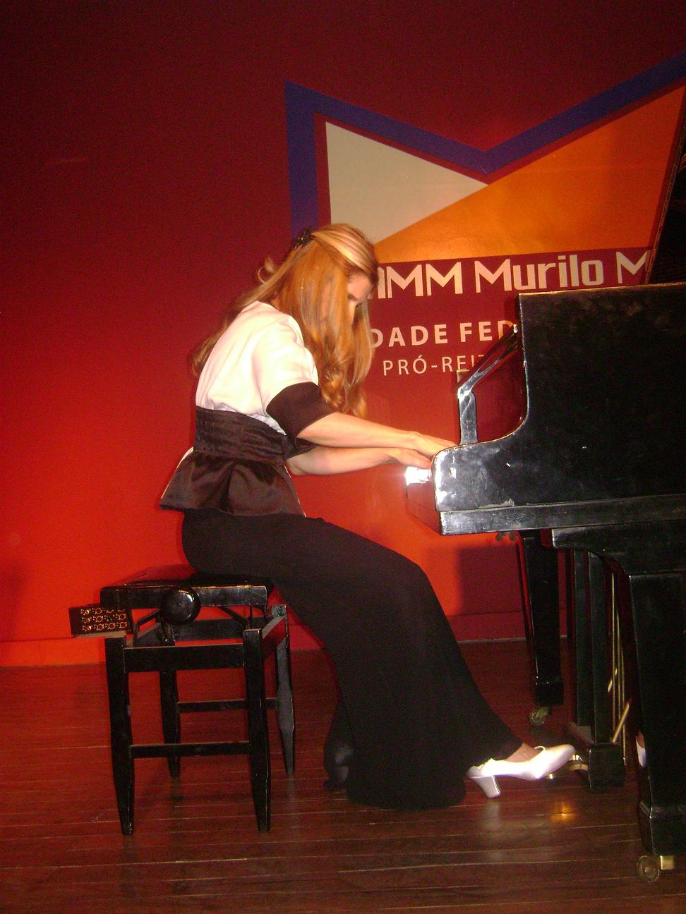 Maria Alice de Mendonça / Performances