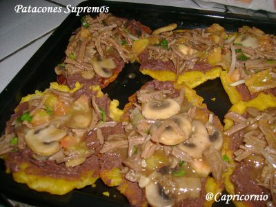 las delicias de betty: patacon con carne desmechada y mozarera