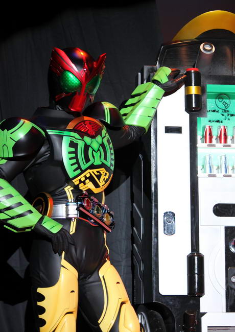 Henshin Grid: More Kamen Rider OOO (Ozu) and fourth form and toys