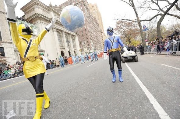 Henshin Grid: Power Rangers Samurai in Macy's Thanksgiving Parade (video)