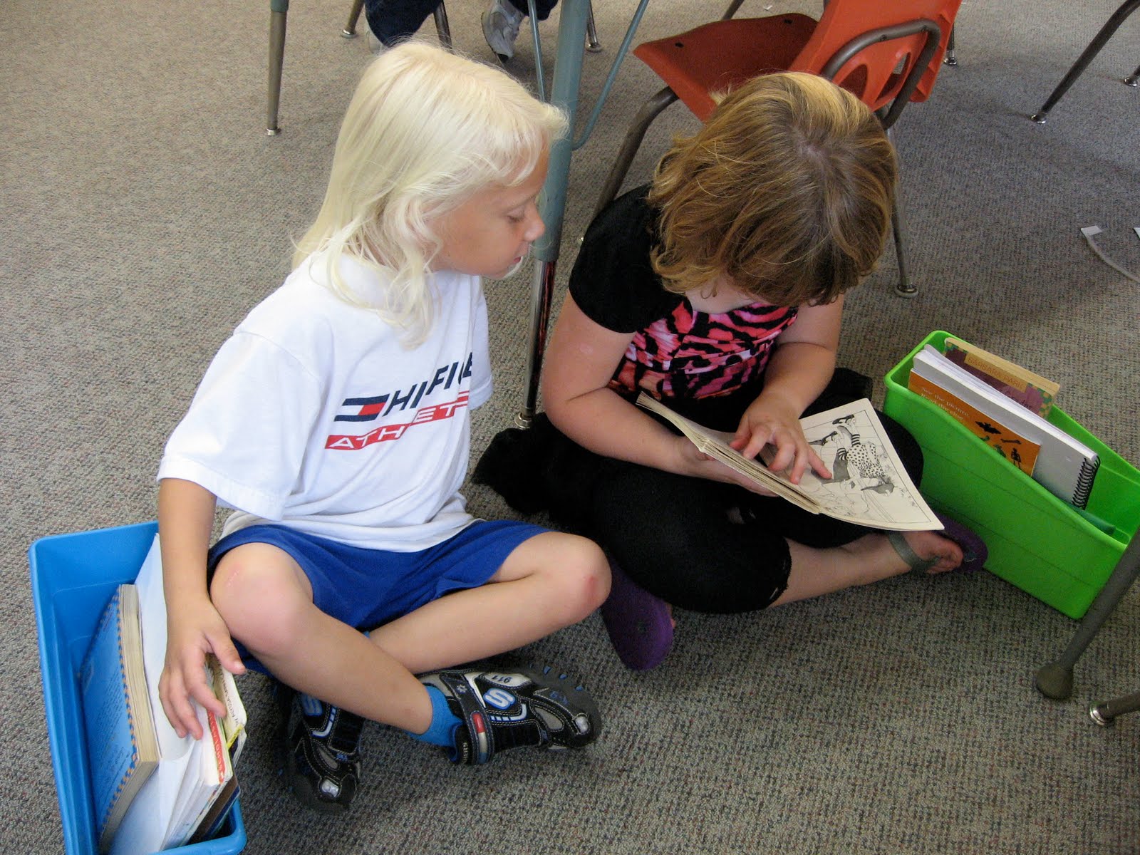 Mrs. Creswell's Kindergarten: Read to Someone