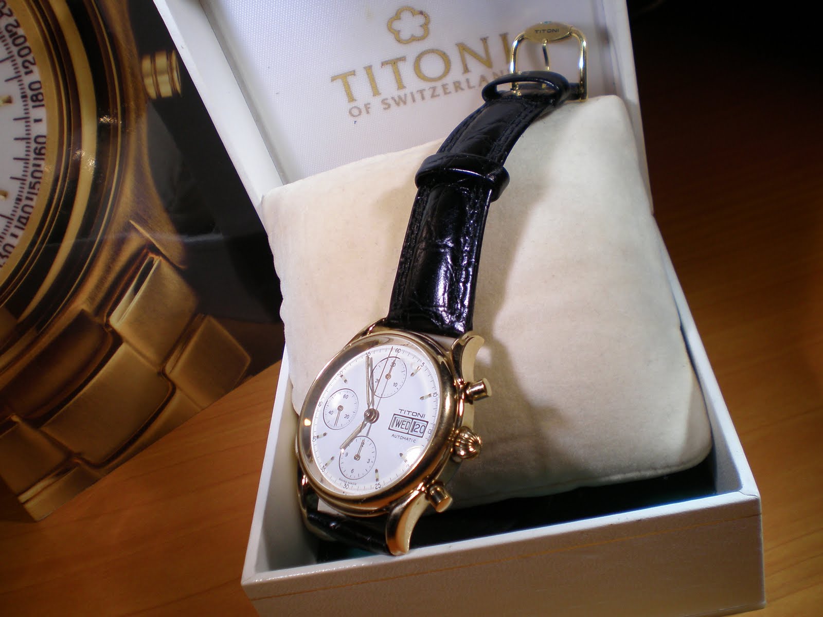 watchopenia: My new Titoni chronograph automatic