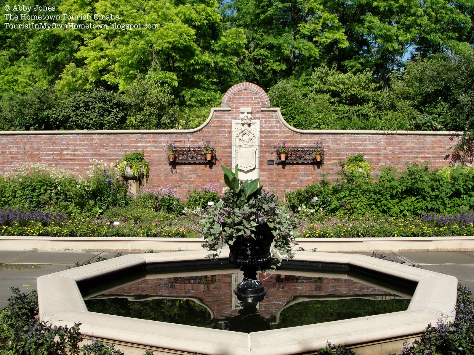 The Hometown Tourist: Omaha: Lauritzen Gardens