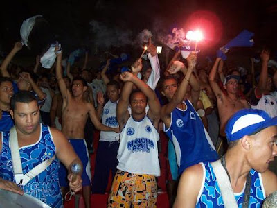 TORCIDA MANCHA AZUL