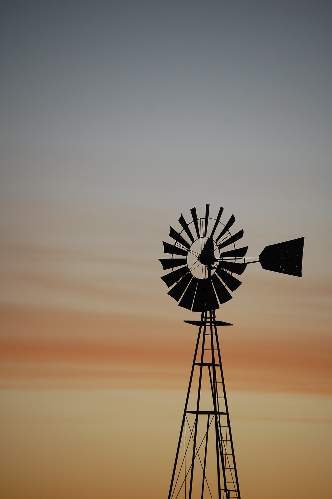 Dunlap Photography: Windmill