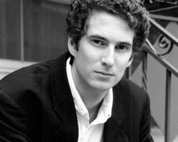 KyusiReader: Hot chaps who write