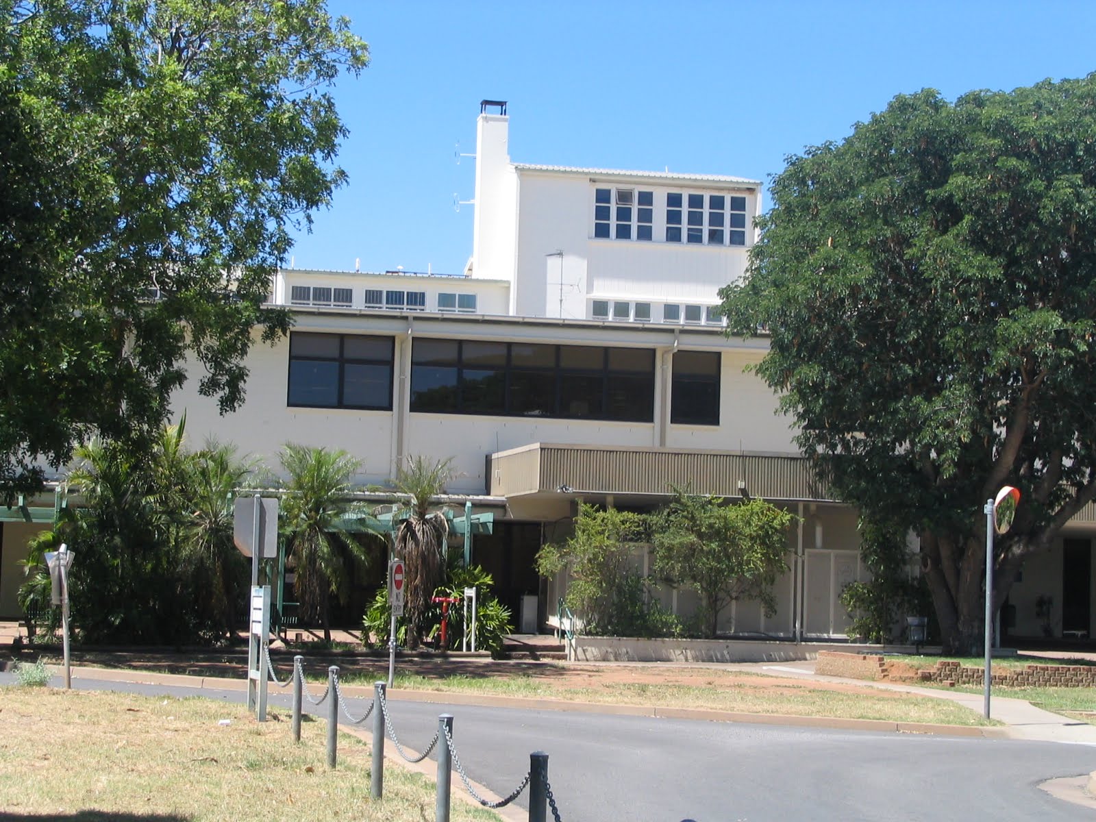 SV Erica's travels: Mt Isa Midwifery contract