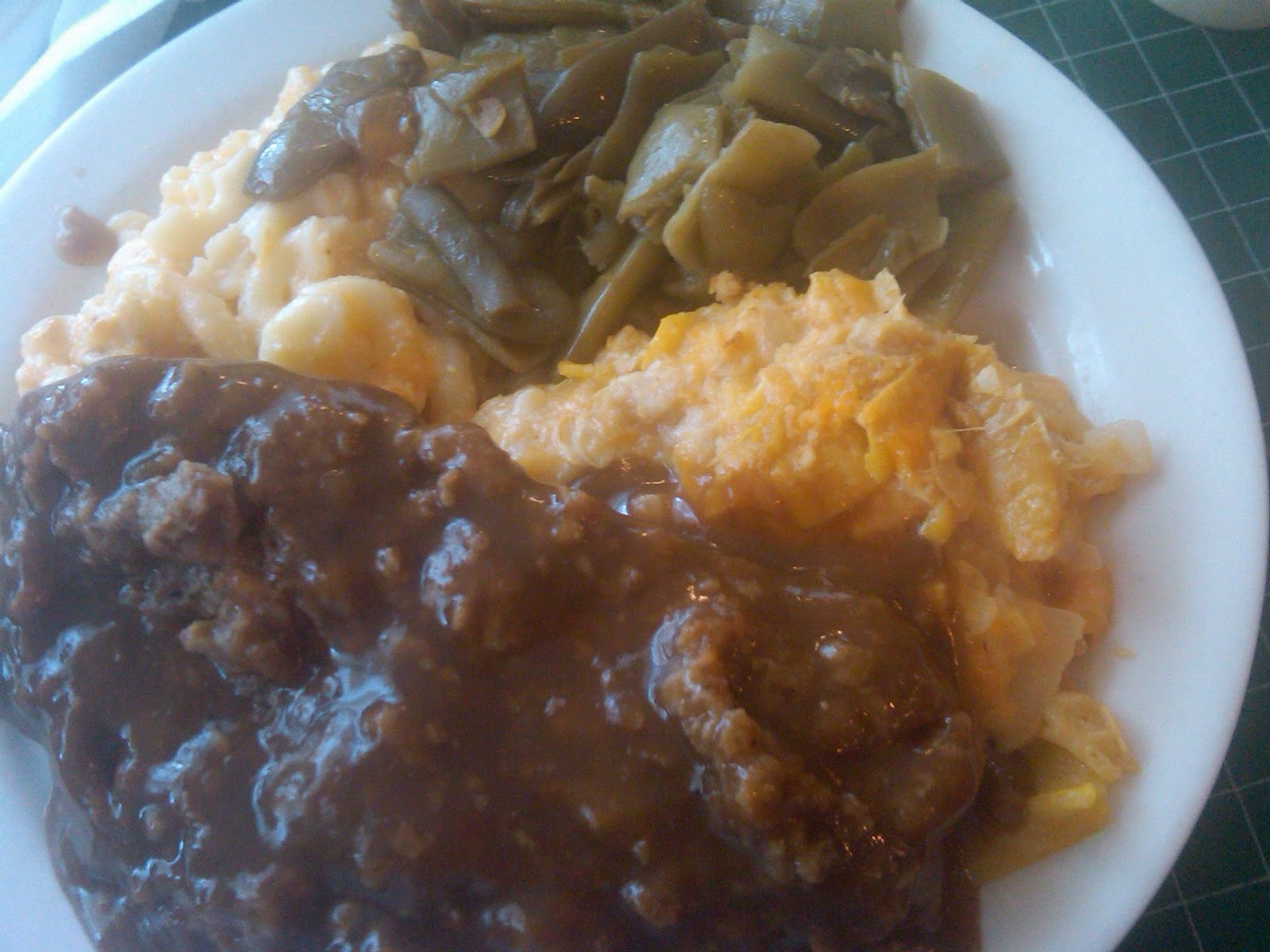 COLUMBIA'S LUNCH REVIEW: HEAD-TO-HEAD: Columbia Meat & Threes (Part 3 of 3)