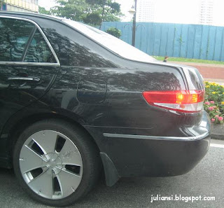 Jules eating guide to Malaysia & beyond: Honda Accord with MASSIVE ugly ...