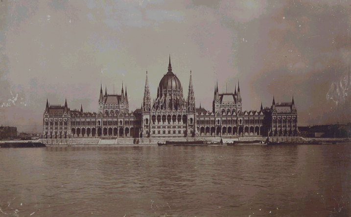 Old Budapest/Budapest régen: Budapest 1904 - Parliament Building