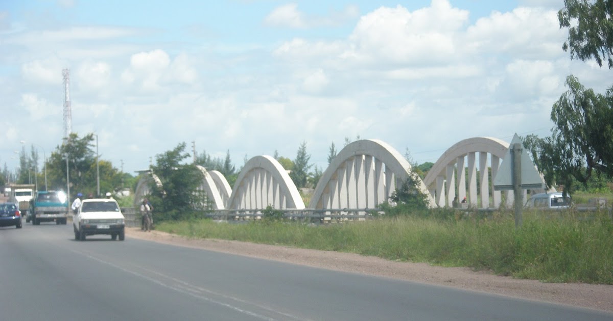 Digital no Índico: Matola Rio -- imagem da ponte velha...