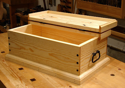 Dan's Shop: A Box for Blocks