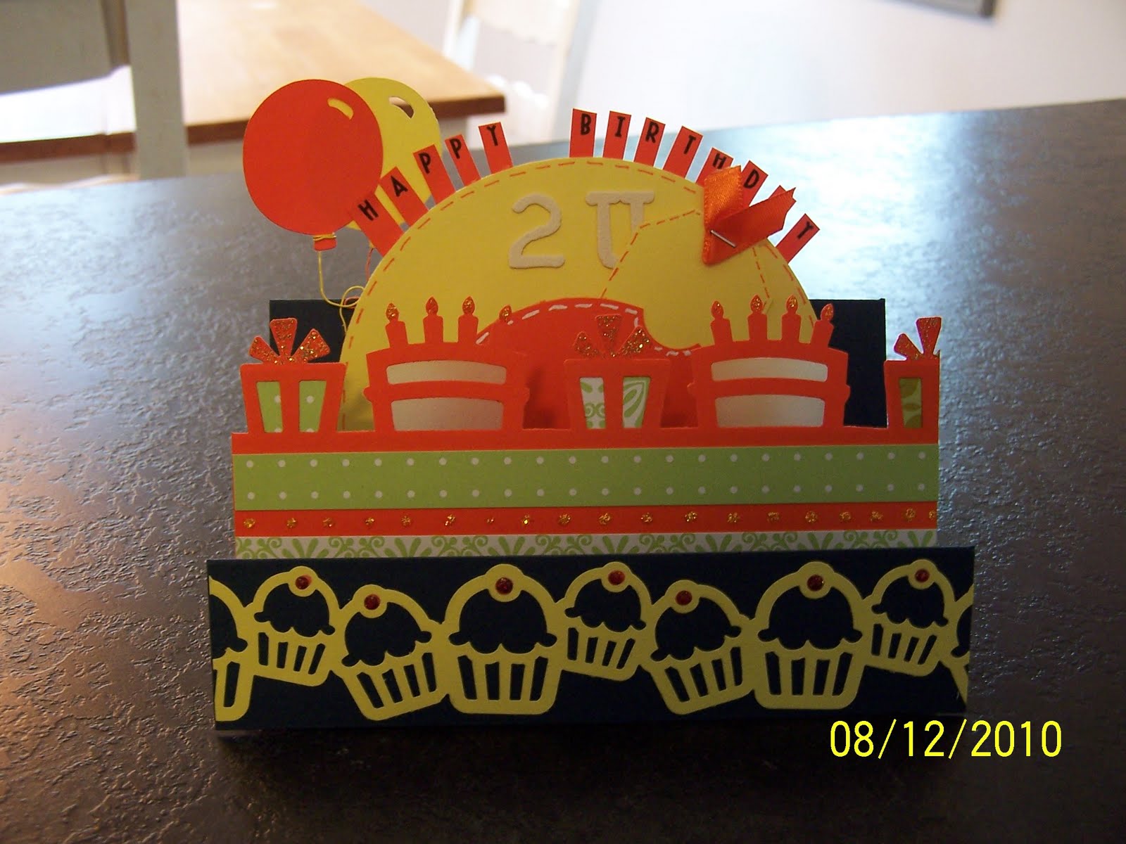 Tine: Happy Birthday Stair Step Card