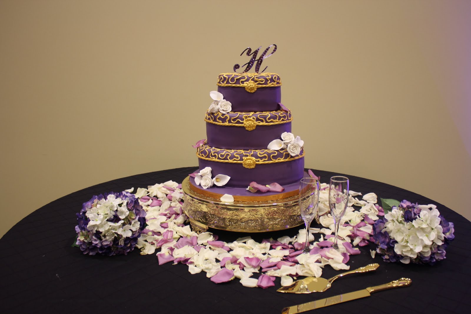 Cakes by La’Meeka: Just a few cakes