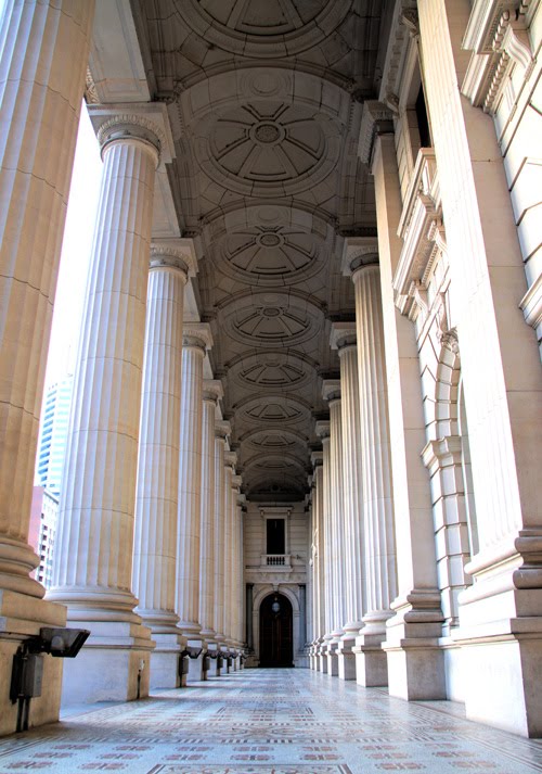 Where Modern Meets Classic: Rebirth of classical architecture