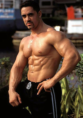 FITNESS & BEAUTY: Eddie Camacho