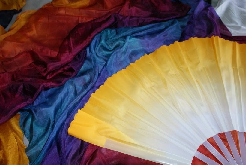 The Morning Bleat: how to assemble silk fan veils..Interchangeable fans!!