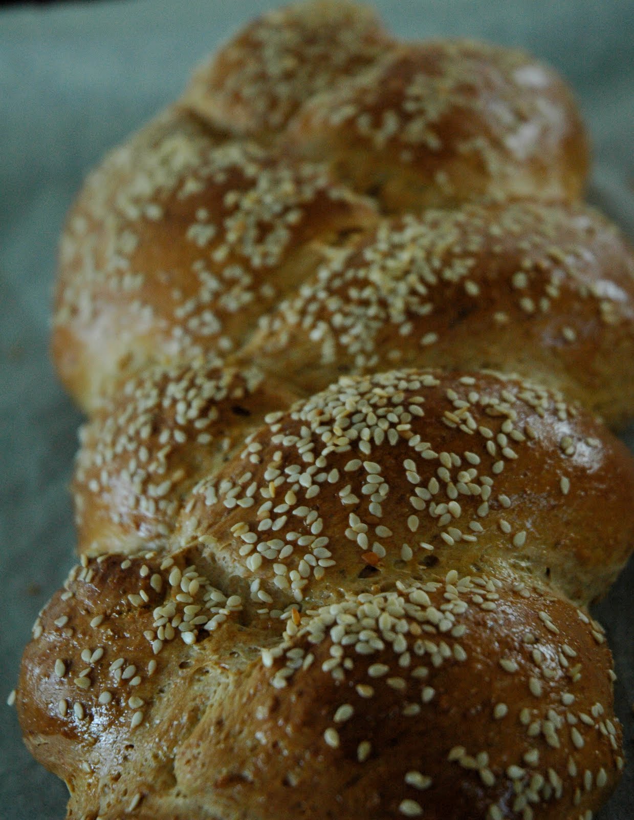 Olives & Bread: Swiss Sunday Bread from Spelt flour - Zopf