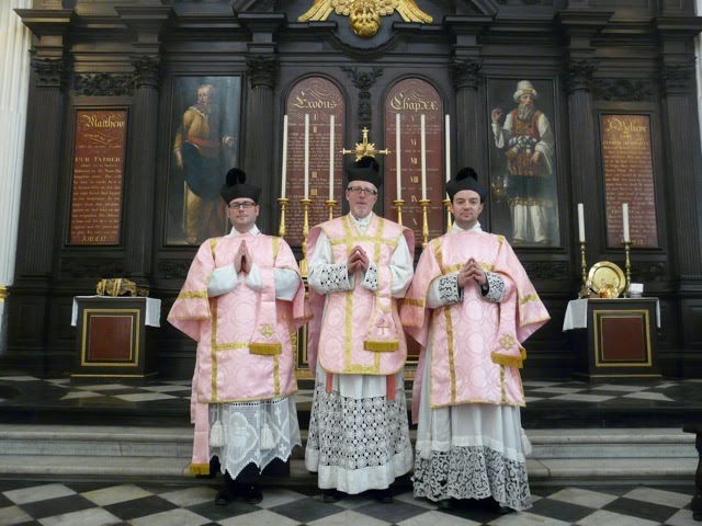 Ex Fide: Gaudete Sunday at S. Magnus