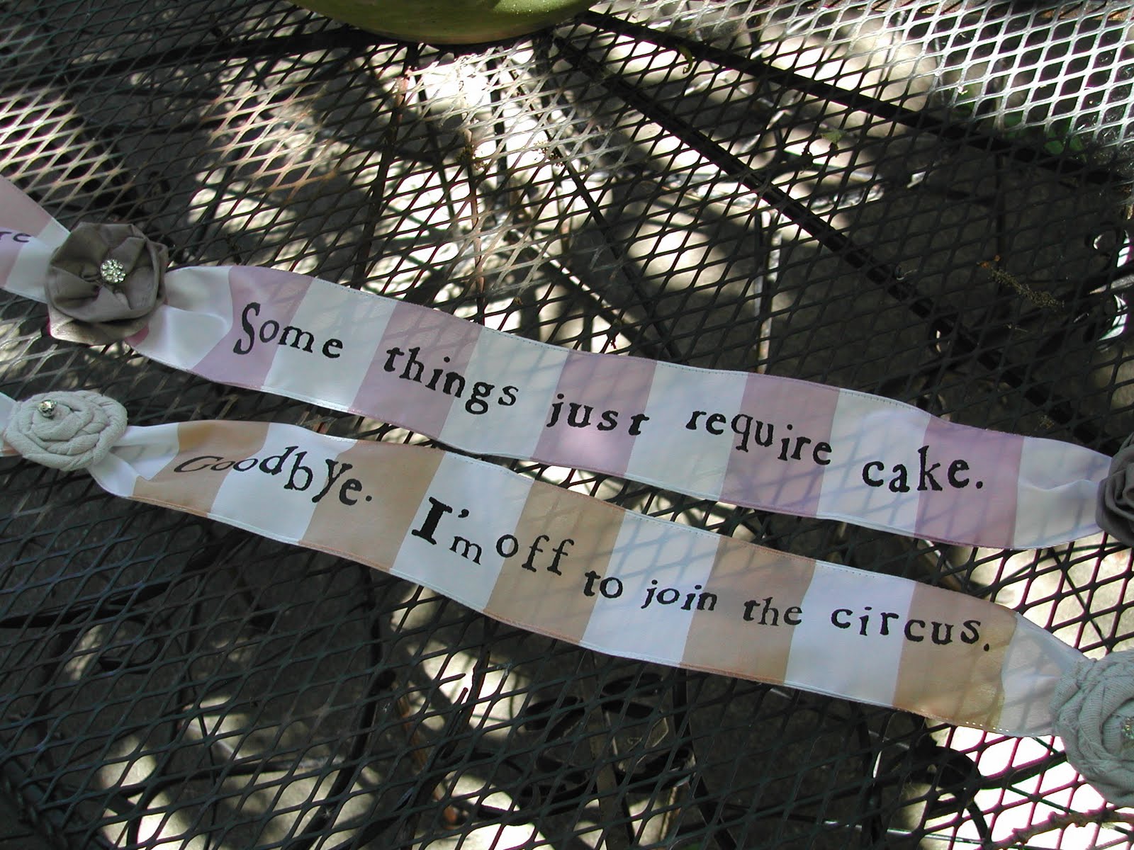 Art Studio 522: Cool Ribbon Banners