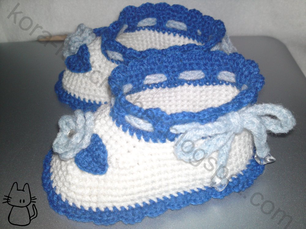 kora-knitcrochet: botosei "simbi"