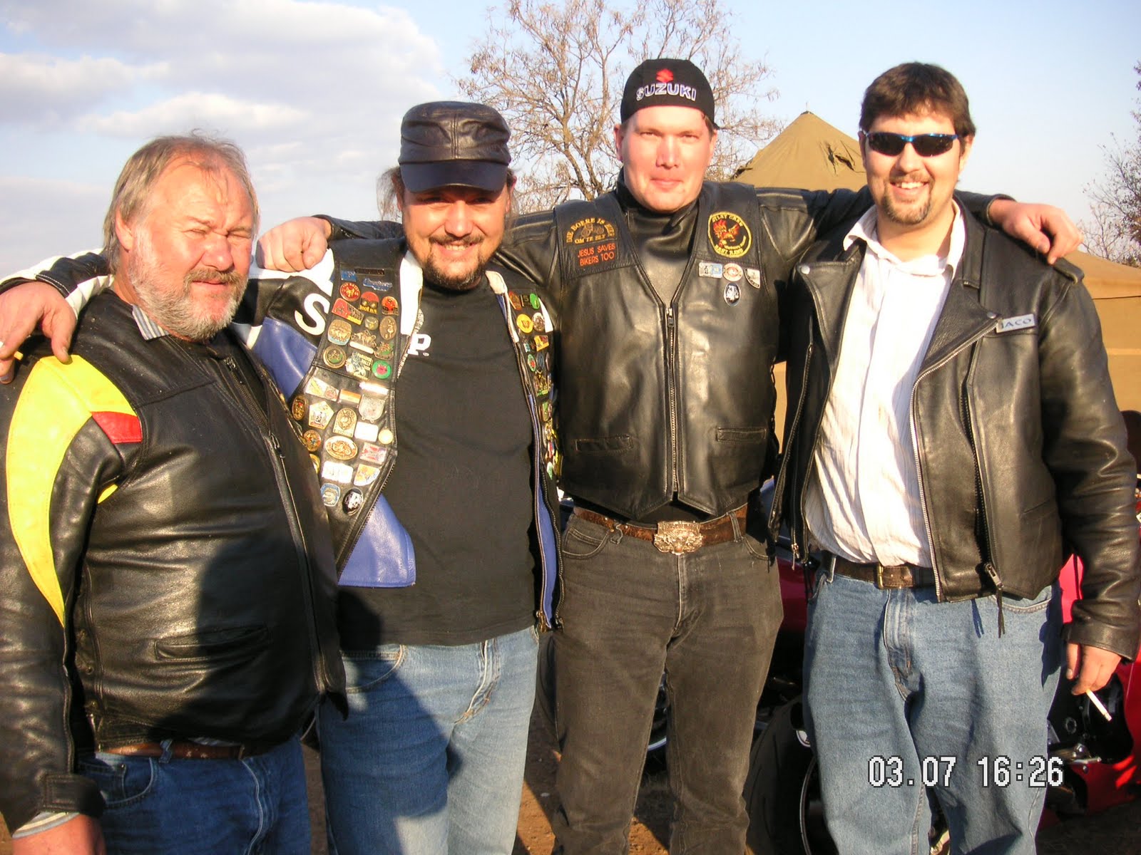 motley crew mcc: Gallery