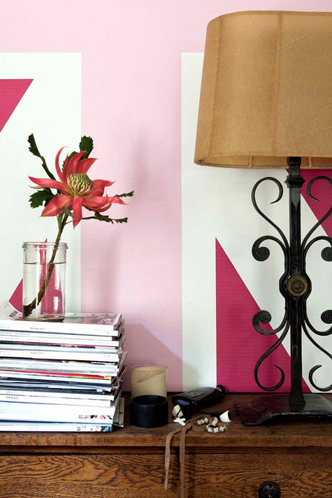 White Cat Vintage: Deborah Bibbys gorgeous eclectic home on Design sponge