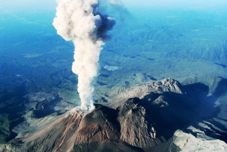 A Journey Through Guatemala: The Beautiful Xela: An Old Town with ...