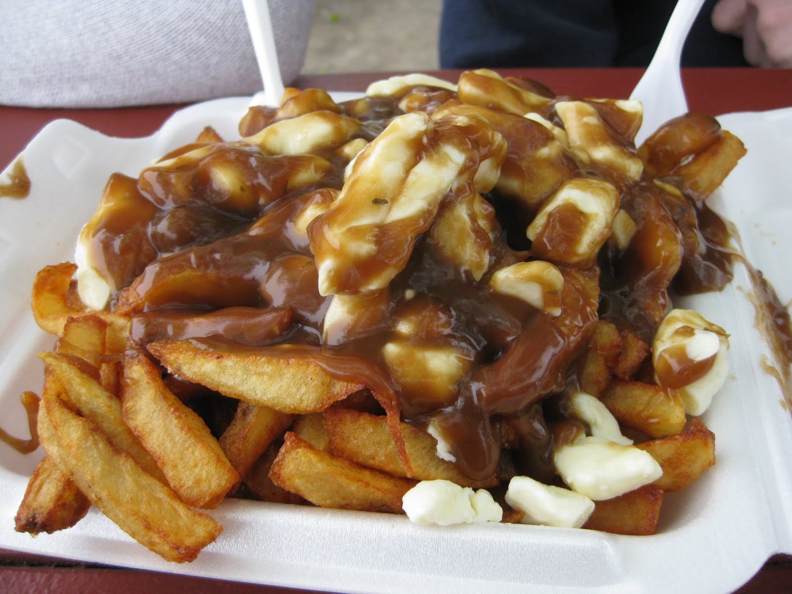 If Music be the Food of Love, Play On: Fine Lunch Dining at S & G Fries