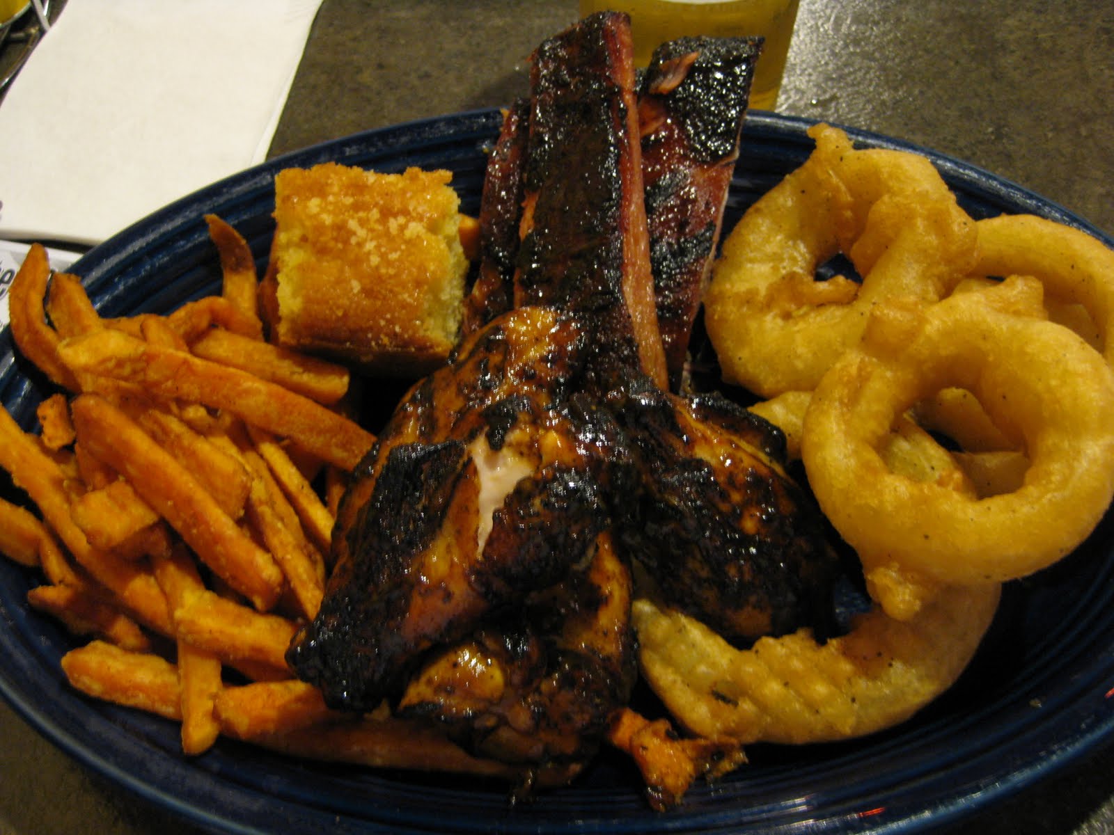 If Music be the Food of Love, Play On: Hog Tails BarBQue - Waterloo ...