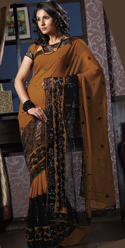 Model looking gorgeous in saree | Indian Saree Photos Gallery