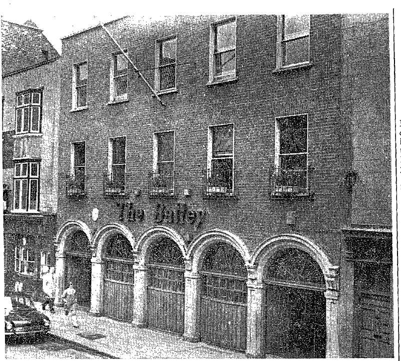 A Girl, A Blog & Life In-between!!!: On Raglan Road ...