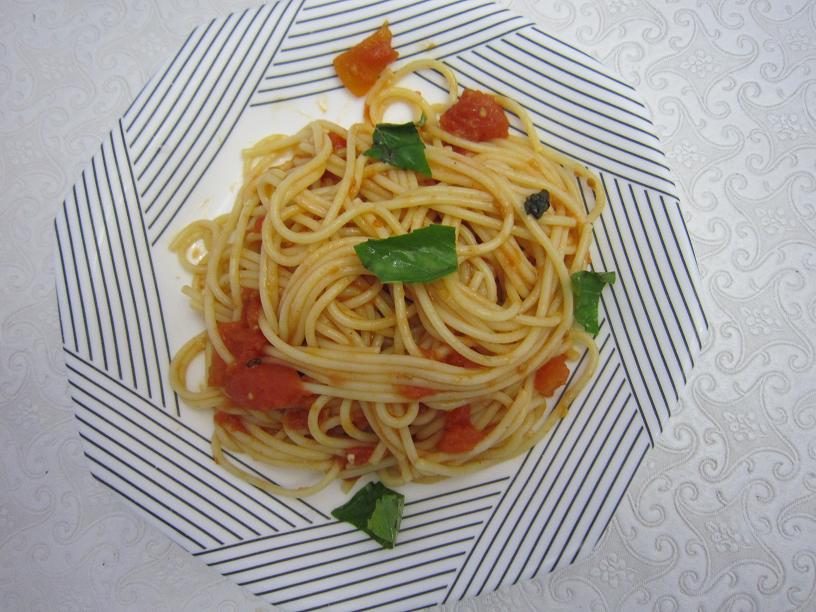 Chow Day: Bacon-Wrapped Cod with Spaghetti Pomodoro and Mediterranean ...
