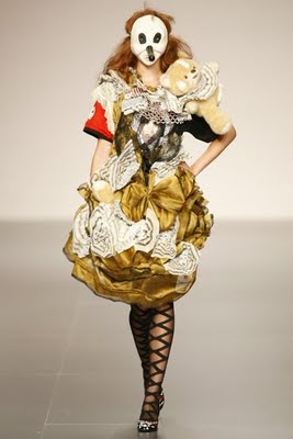 CREADORES CON ALMA: MODA al estilo SURREALISTA