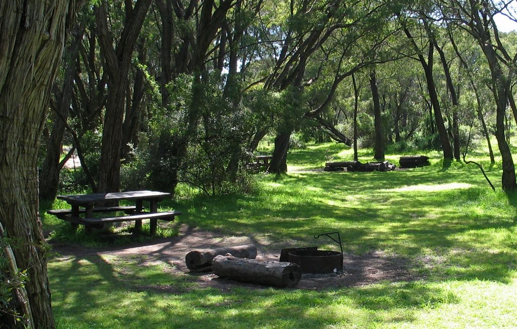 Cape to Cape: Base camp at Contos?