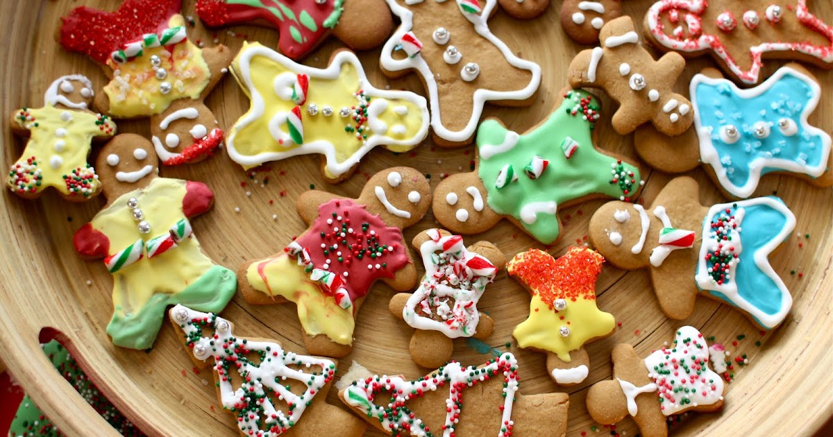 Under the High Chair: The First Gingerbread of the Season