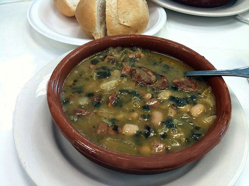 Mere mis recetas de cocina: Caldo Gallego.