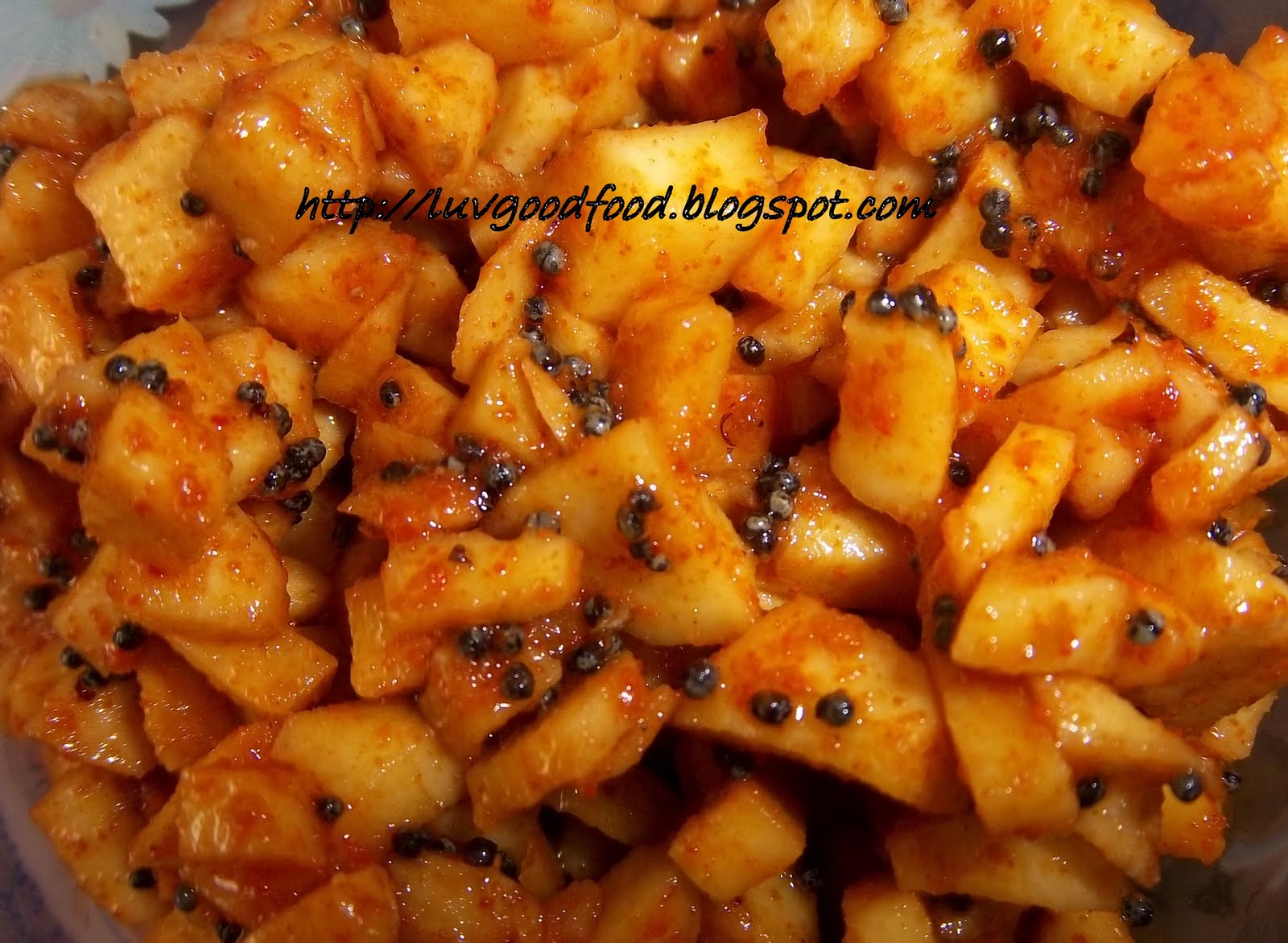 My experiments with food: Maanga inji (Mango ginger) pickle