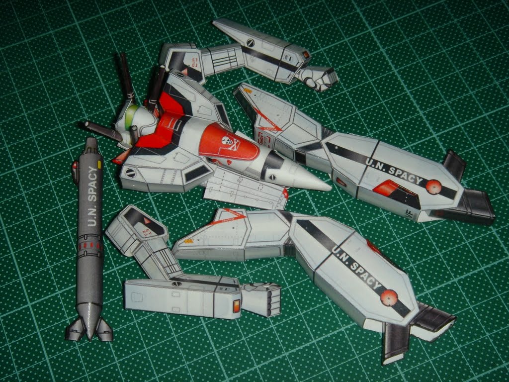 Evol's Paper Craft: 超時空要塞－戰鬥機器人 Macross - Valkyrie VF-1J
