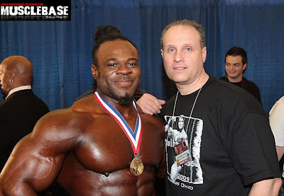 Behind The Scenes At The 2009 IFBB Arnold Classic - Muscle Base | New ...